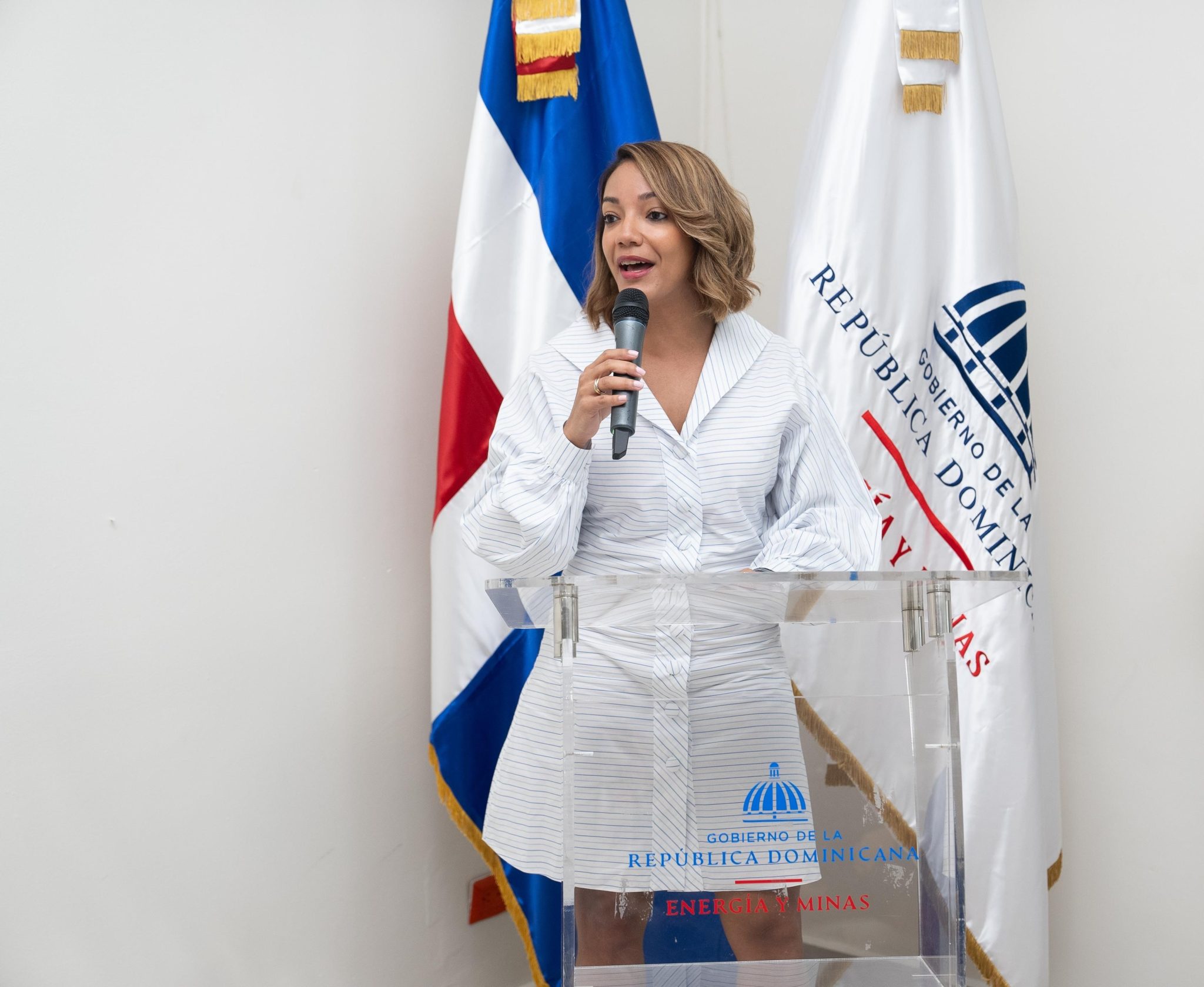 Energía y Minas premia iniciativas de ahorro energético en concurso ...